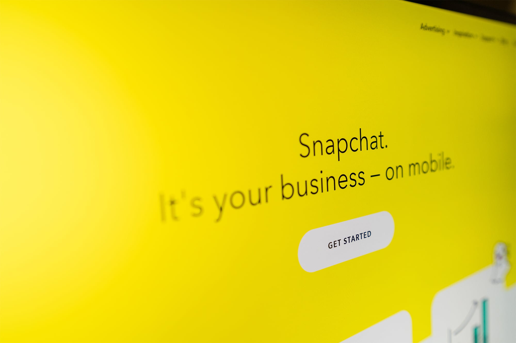 How to Advertise on Snapchat and what type of ads does Snapchat offer?